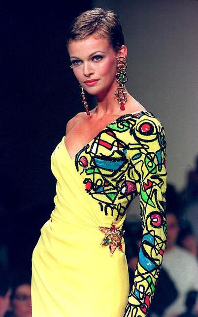 La tendencia en la moda a principio de la década de los 90 - Univision