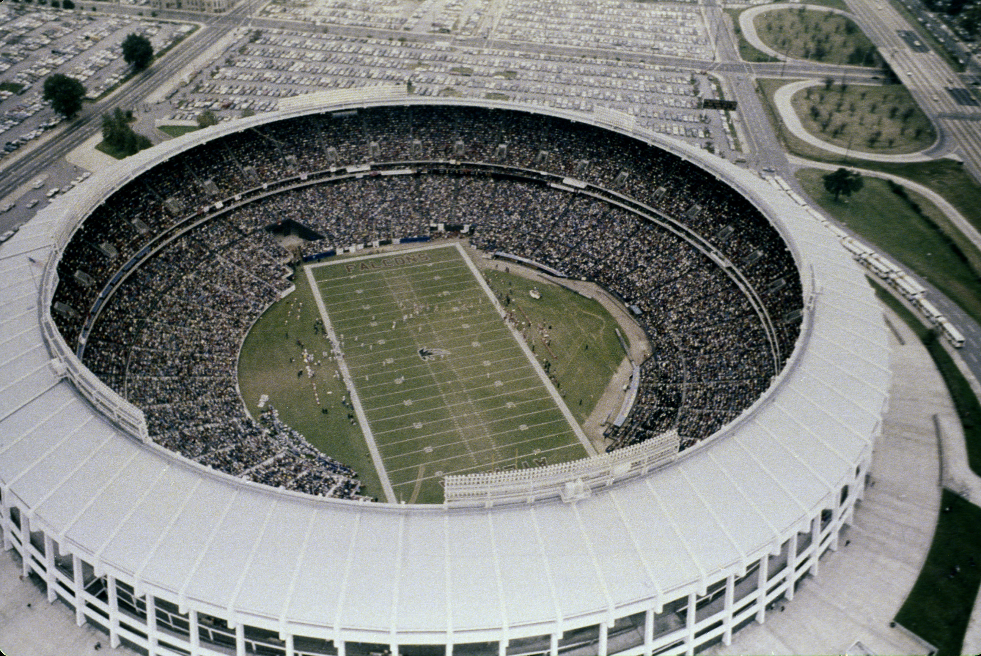 Legendarios estadios que fueron compartidos por equipos NFL y MLB ...