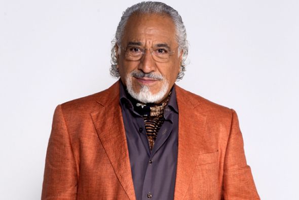 A los 77 años, Rafael Inclán disfruta del amor con una novia que es 35 ...