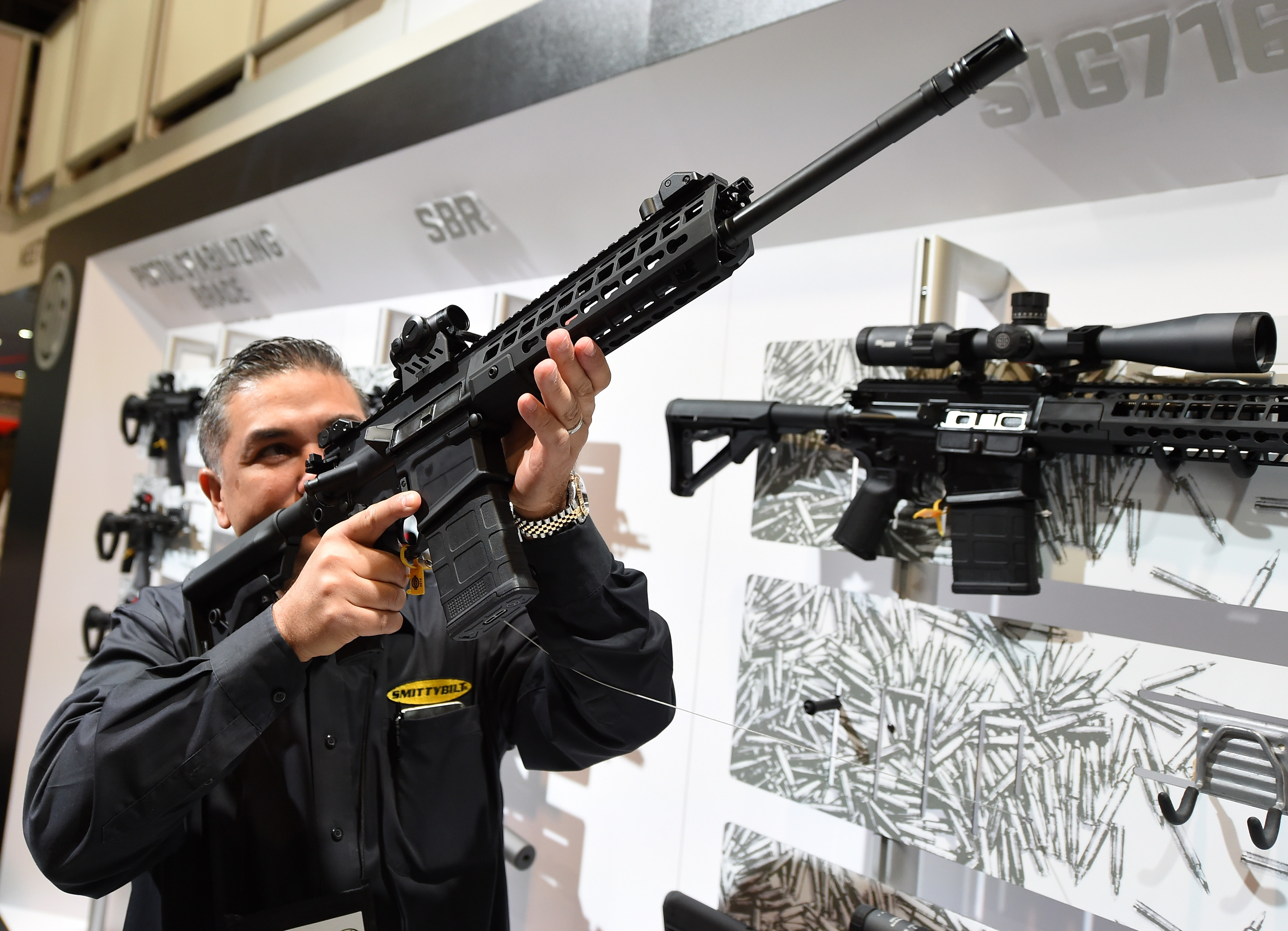 Las Leyes De Control De Armas De Fuego Que El Gobernador De California